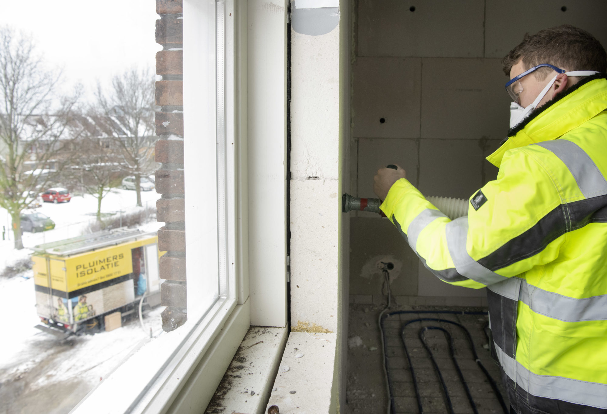 Supafil Cavity XL: Snel, schoon en efficiënt isoleren | Pluimers Isolatie